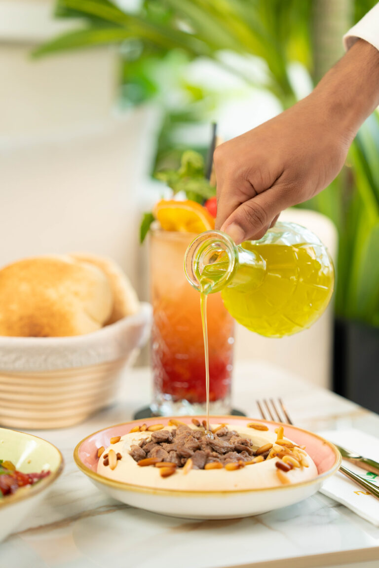 na3na3 Cafe – A brand new experience motor city